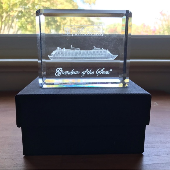 Art | Royal Caribbean Crystal | Poshmark